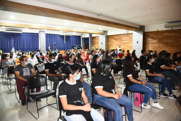 UEES SEDE DE INAUGURACIÓN DEL ENTU - Universidad Evangélica de El Salvador
