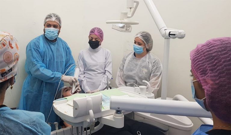 DIPLOMADO DE OPERATORIA Y REHABILITACIÓN ORAL AVANZADA LABORATORIO DE ...